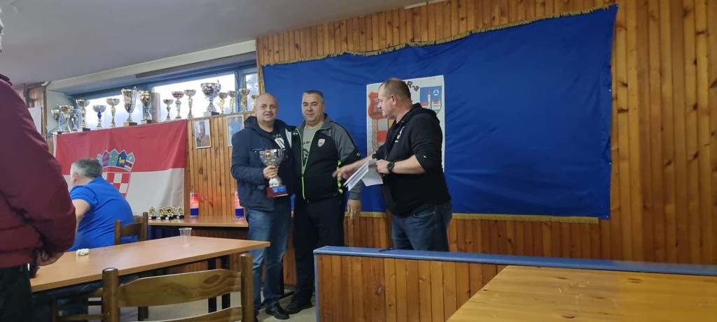 Memorijalni pikado turnir Velimir Prosoli Đelo i cro lisca turnir ...